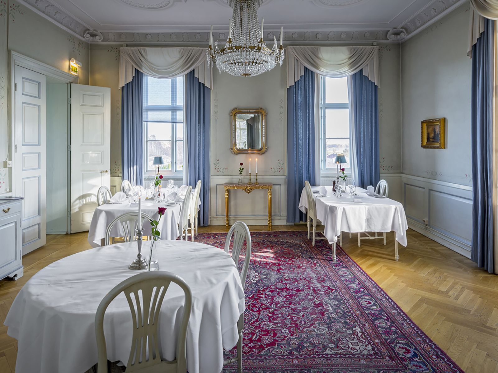 Haga Slott i Enkøping - Få de bedste tilbud!