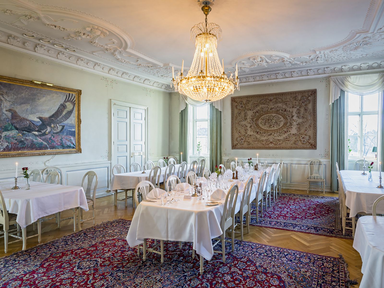 Haga Slott i Enkøping - Få de bedste tilbud!