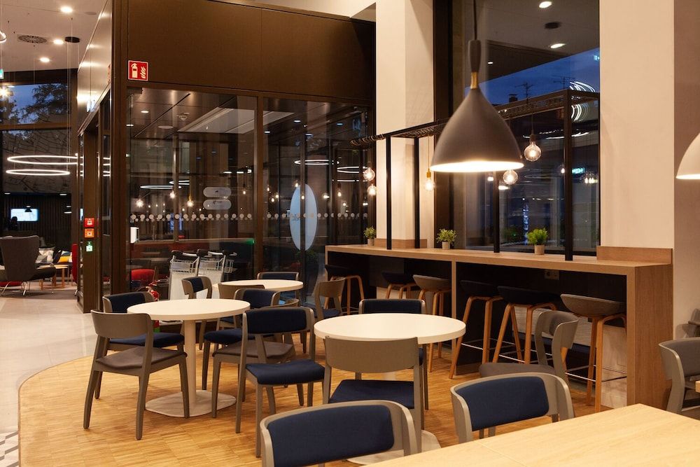 Holiday Inn Express & Suites Monheim Am Rhein by IHG i Monheim am Rhein ...