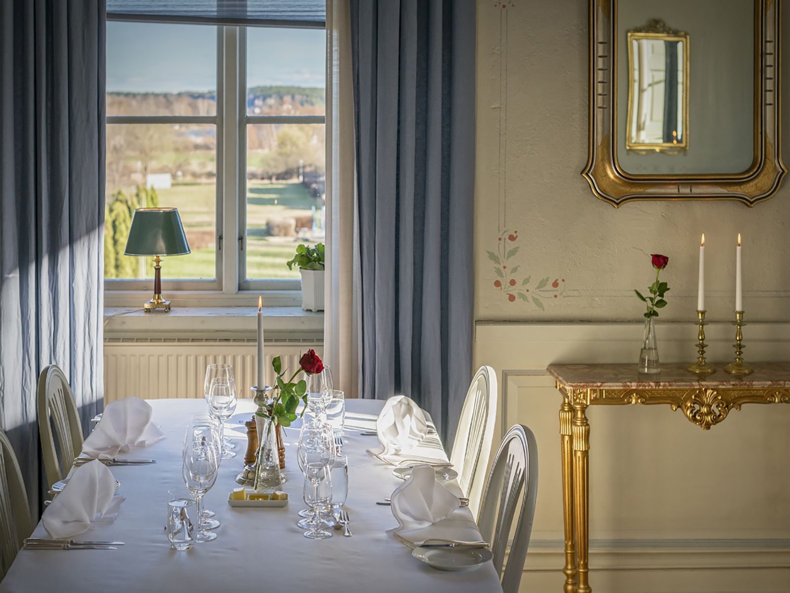 Haga Slott i Enkøping - Få de bedste tilbud!